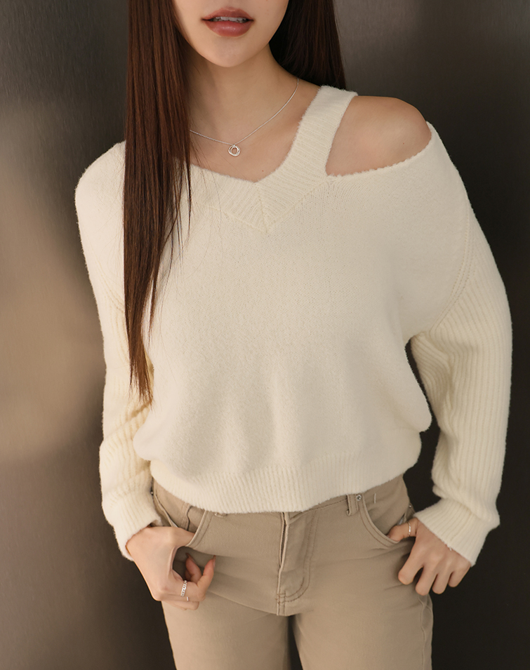 側肩簍空棉絨針織上衣 | Girl's Monday丨女裝流行服飾丨 新品每日上架