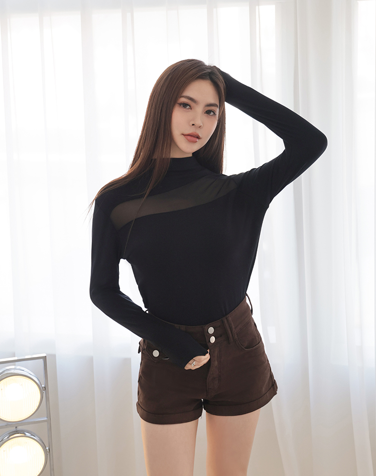 不規則剪裁半高領長袖上衣 | Girl's Monday丨女裝流行服飾丨 新品每日上架